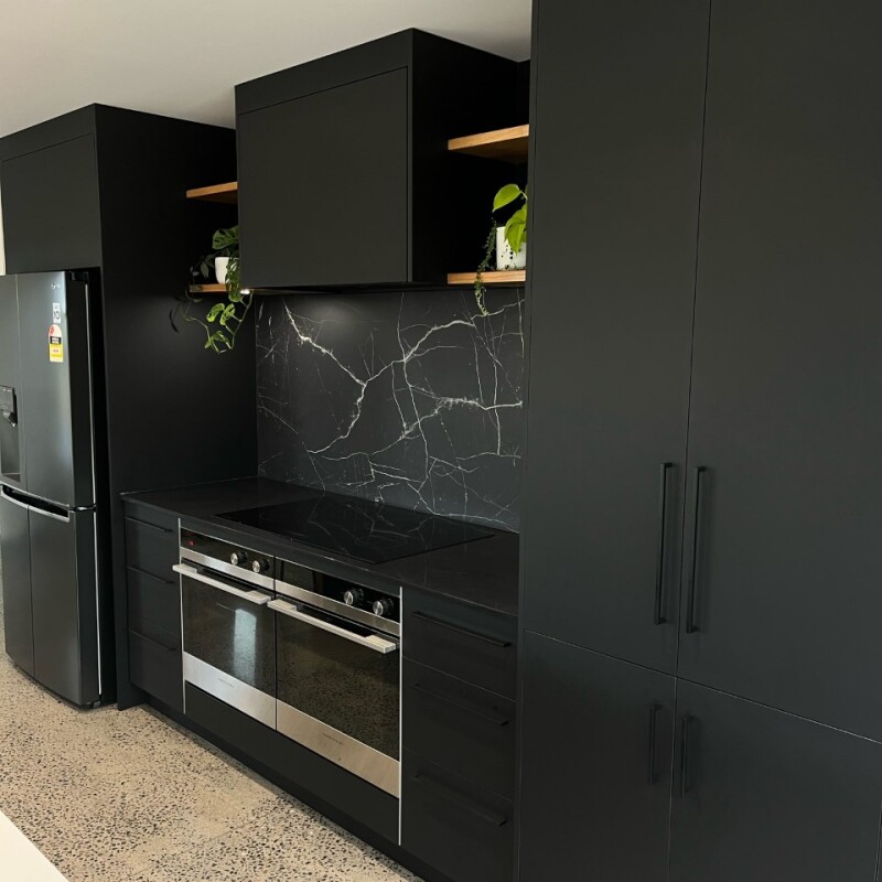 Perfect Matte Pure Black - Plymasters