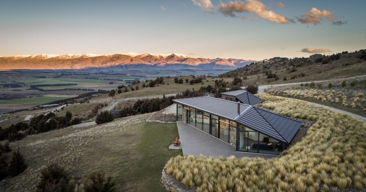 The Hawk House - Plymasters